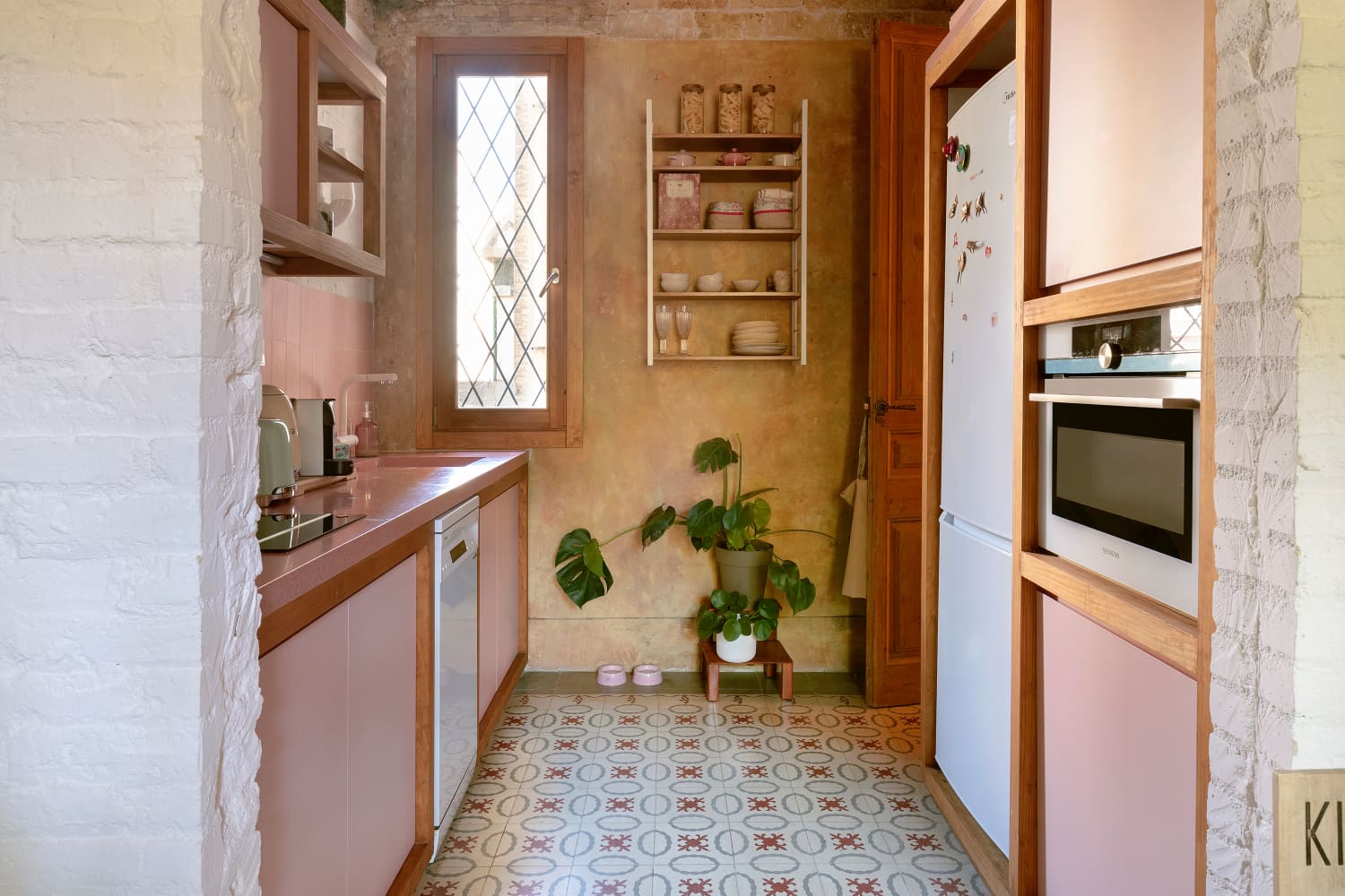 16 Stunning Kitchen Styles That Are Everywhere in 2024 | Apartment Therapy