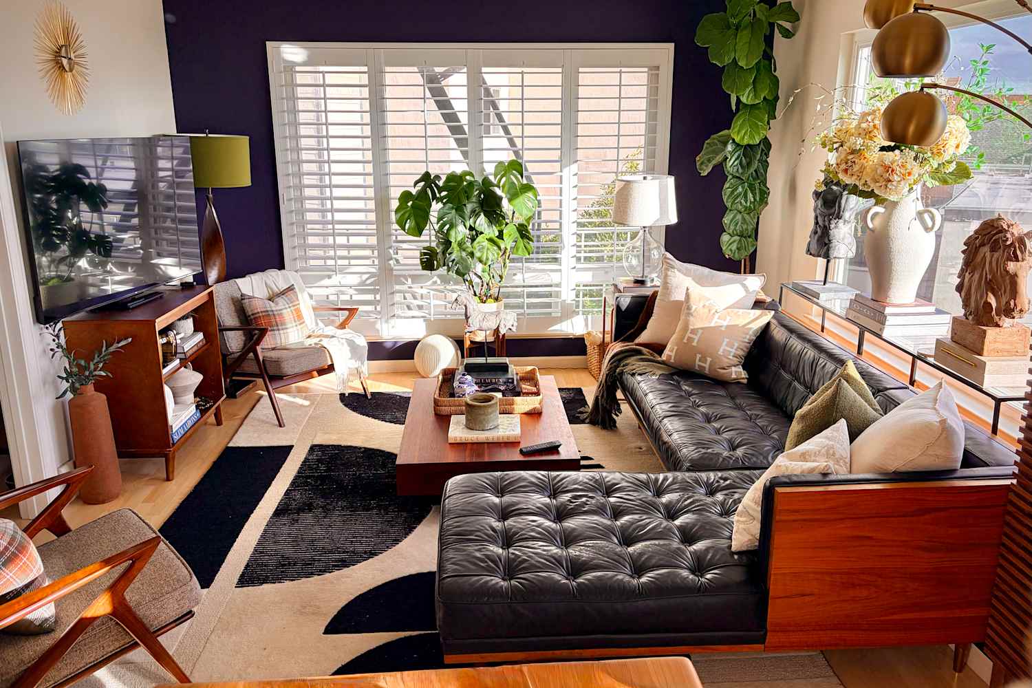 Inside 50+ Living Rooms That Are Super Tiny (Yet Totally Stylish ...