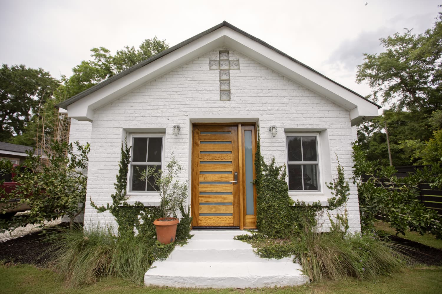 This Is What It's Like to Live in a Converted Church | Apartment Therapy