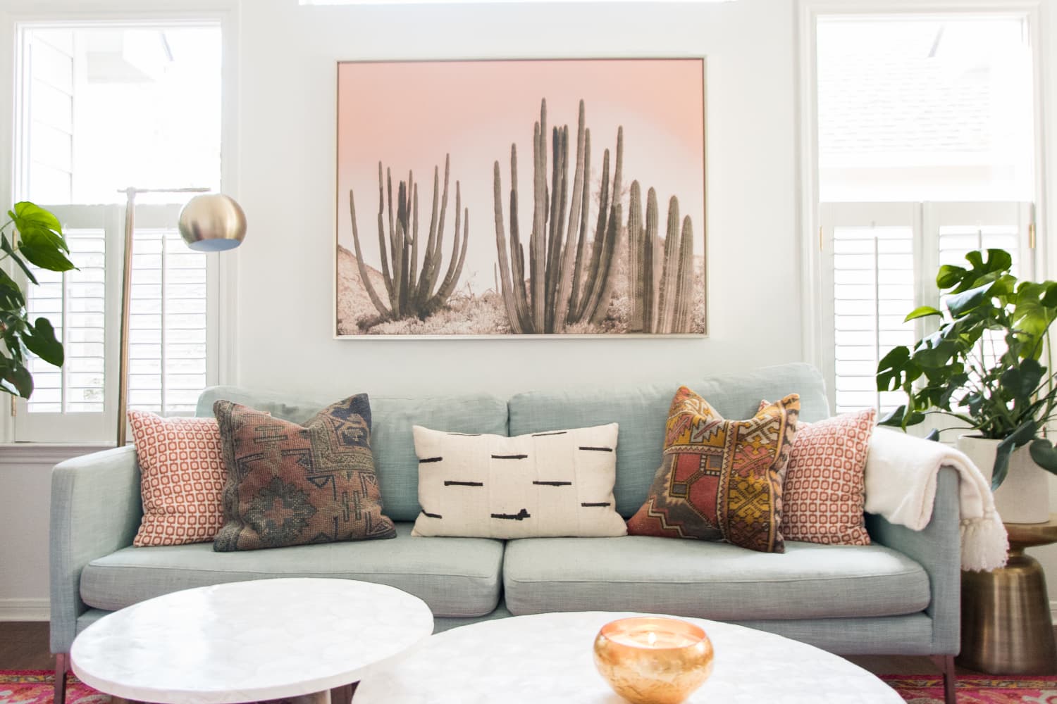 How Selling My Stuff Online Has Helped Curb My Clutter | Apartment Therapy