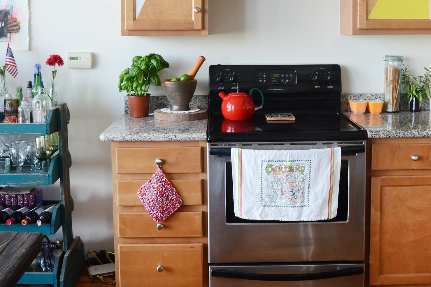 7 Must-Have Kitchen Decor Items, According to Interior Designers ...