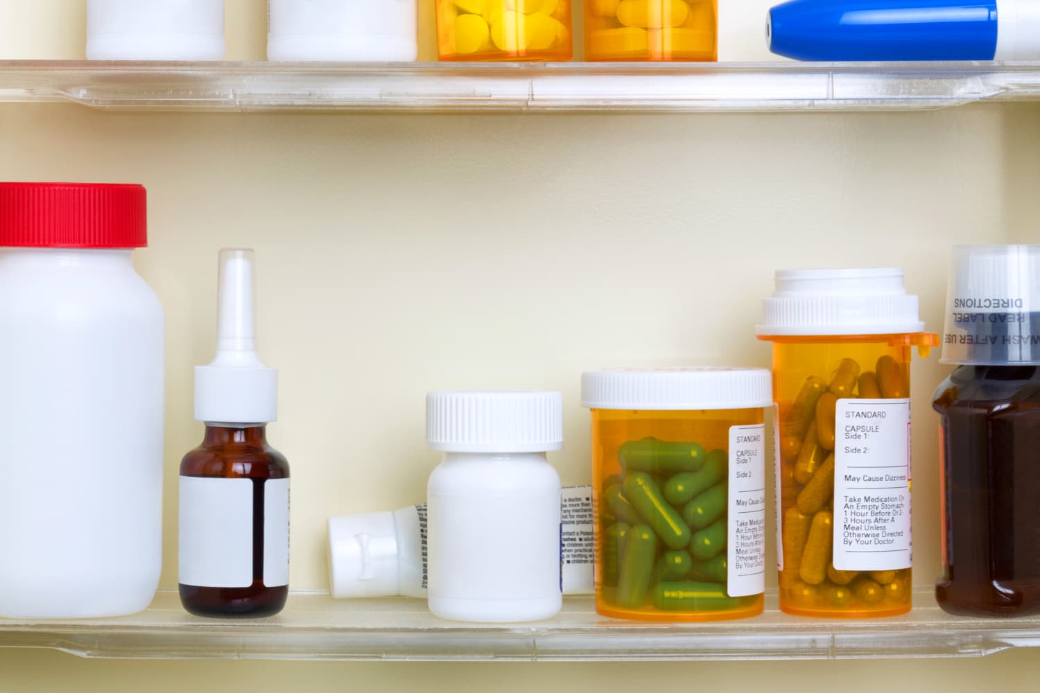 What Doctors Keep Inside Their First Aid Kits | Apartment Therapy