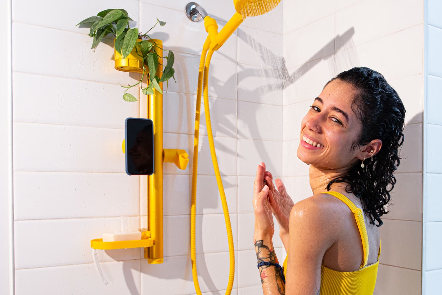 This Sproos! Shower Head Adds Instant Color To Your Boring Bathroom ...