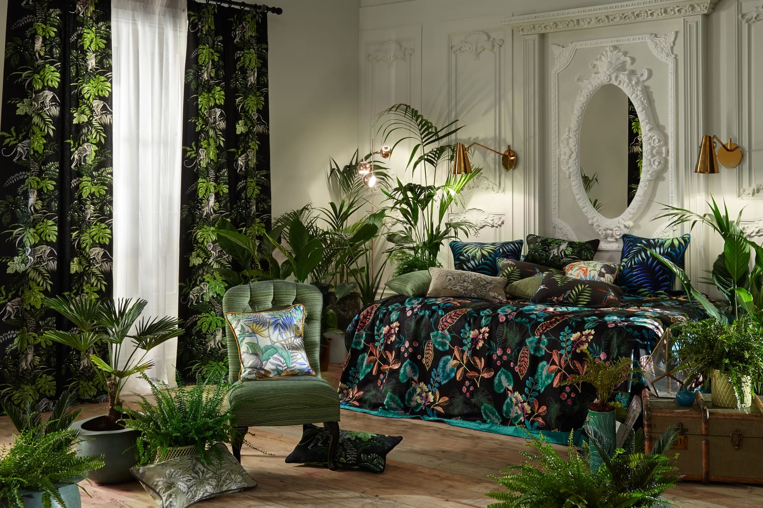 Tropicalcore Blends Maximalism and Vacation Vibes | Apartment Therapy