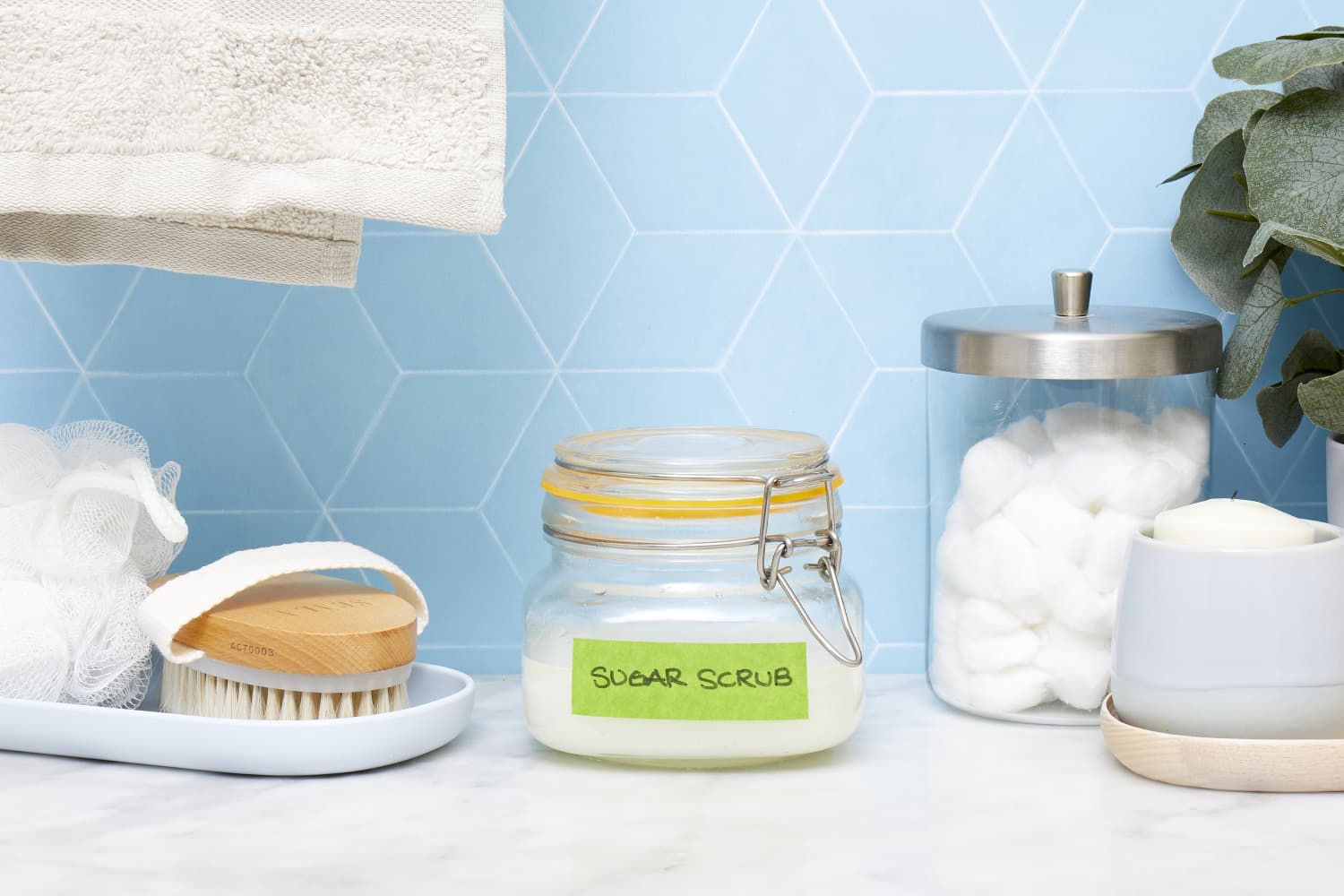 How to Make Sugar Scrub for Your Skin | Apartment Therapy