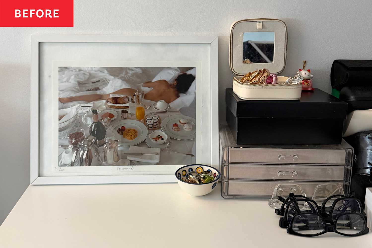 I Put a Paper Towel Holder in My Bedroom, and It’s So Pretty ...