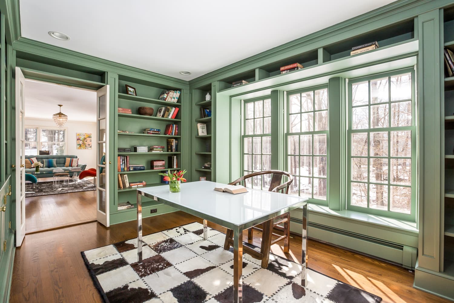 The Best Homes on the Market for Book Lovers | Apartment Therapy