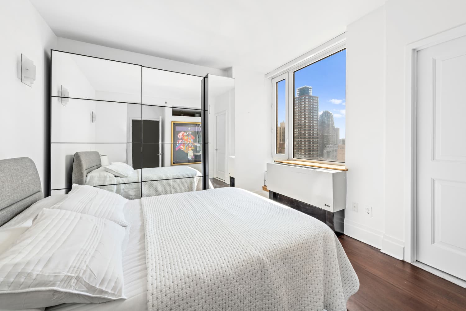 What Is a "Split Bedroom" and Why Would I Want One? | Apartment Therapy