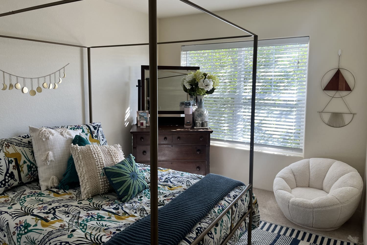 I Asked ChatGPT for Tips on Creating the Perfect Guest Bedroom ...