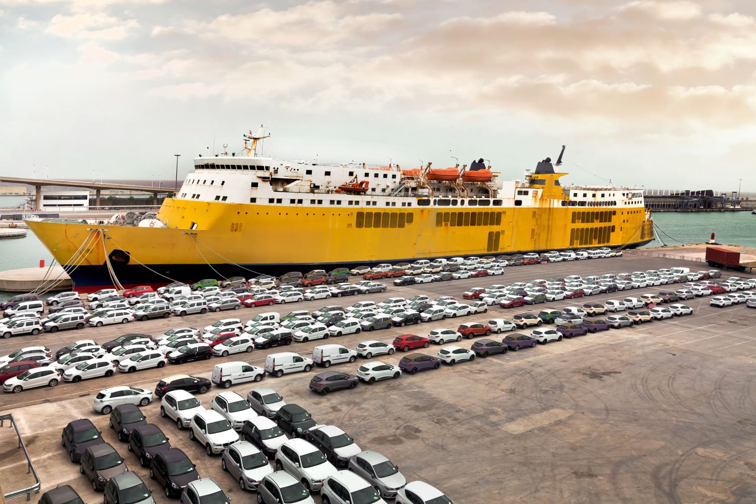 Here’s How to Ship a Car Abroad | Apartment Therapy