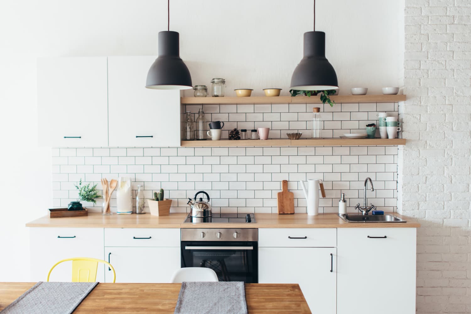 3 Overdone Kitchen Cabinet Trends - According to a Real Estate Agent ...