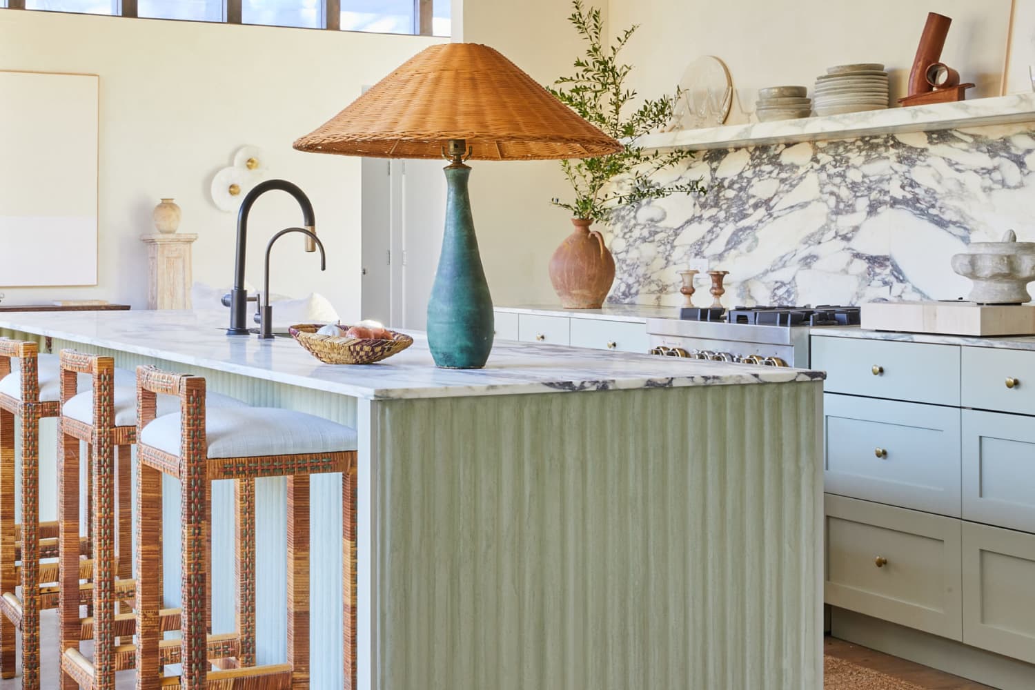 Slab Style Stone Backsplashes Are Replacing Subway Tile in Kitchens ...