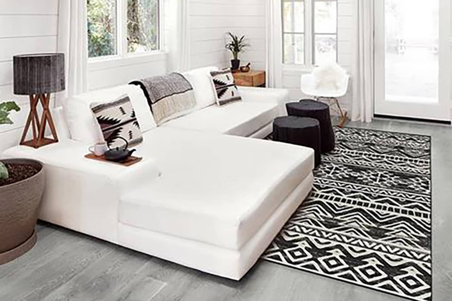 This Under $200 Machine-Washable Rug Packs Some Serious Style In My ...