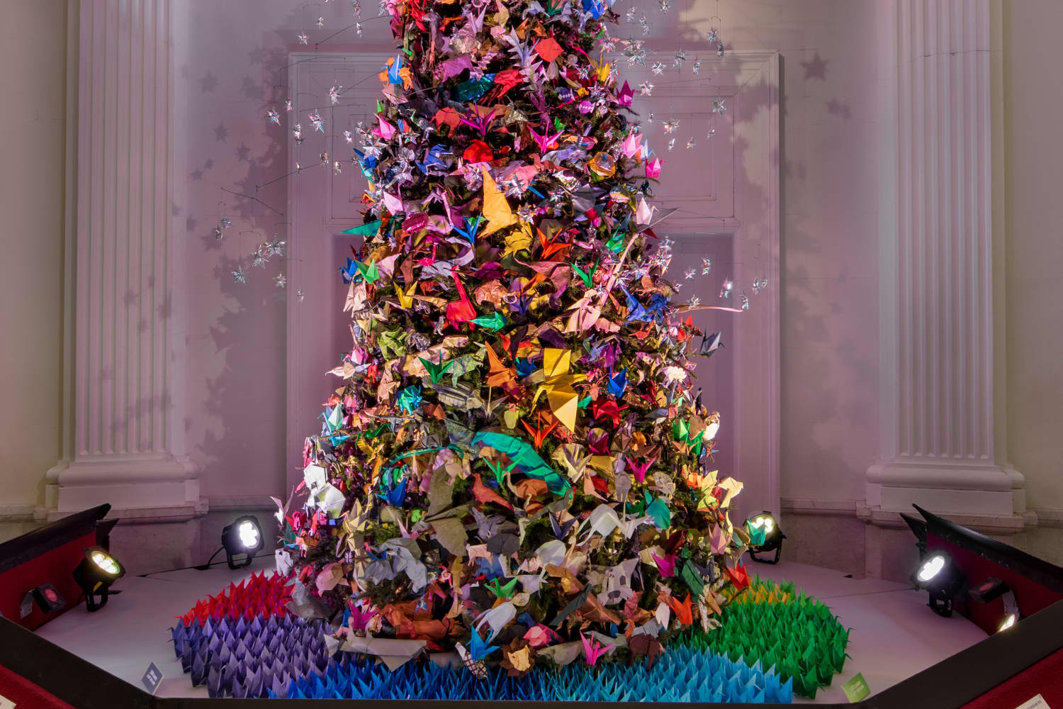 7 Ideas for Easy Origami Ornaments To Make This Weekend | Cubby