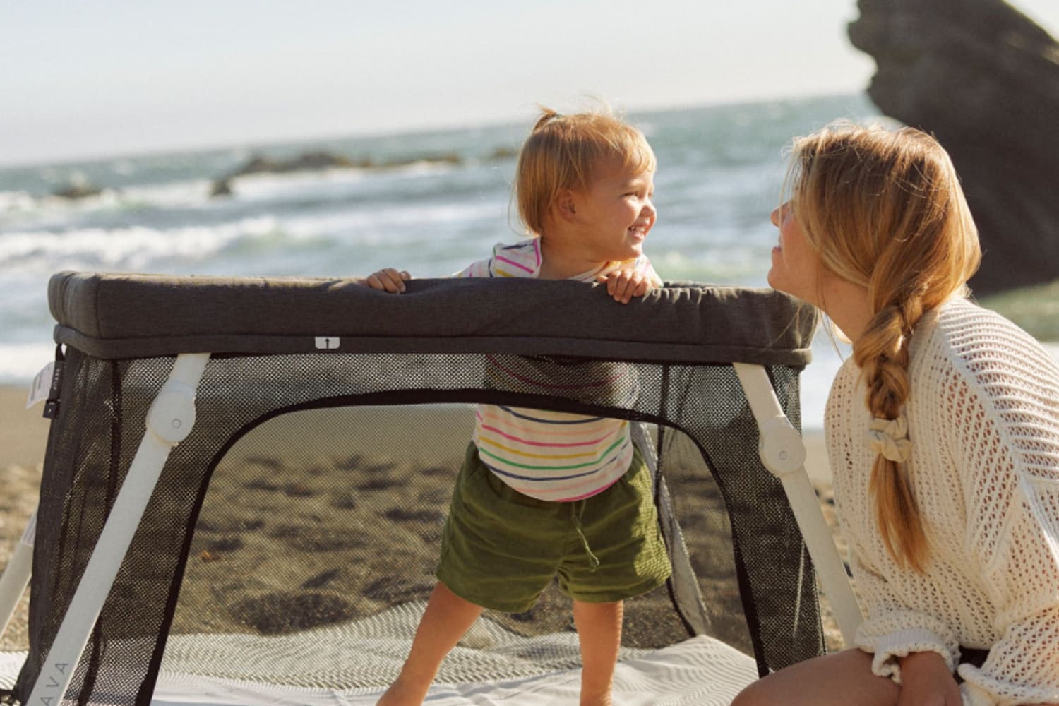 Guava Lotus Travel Crib Review | Cubby