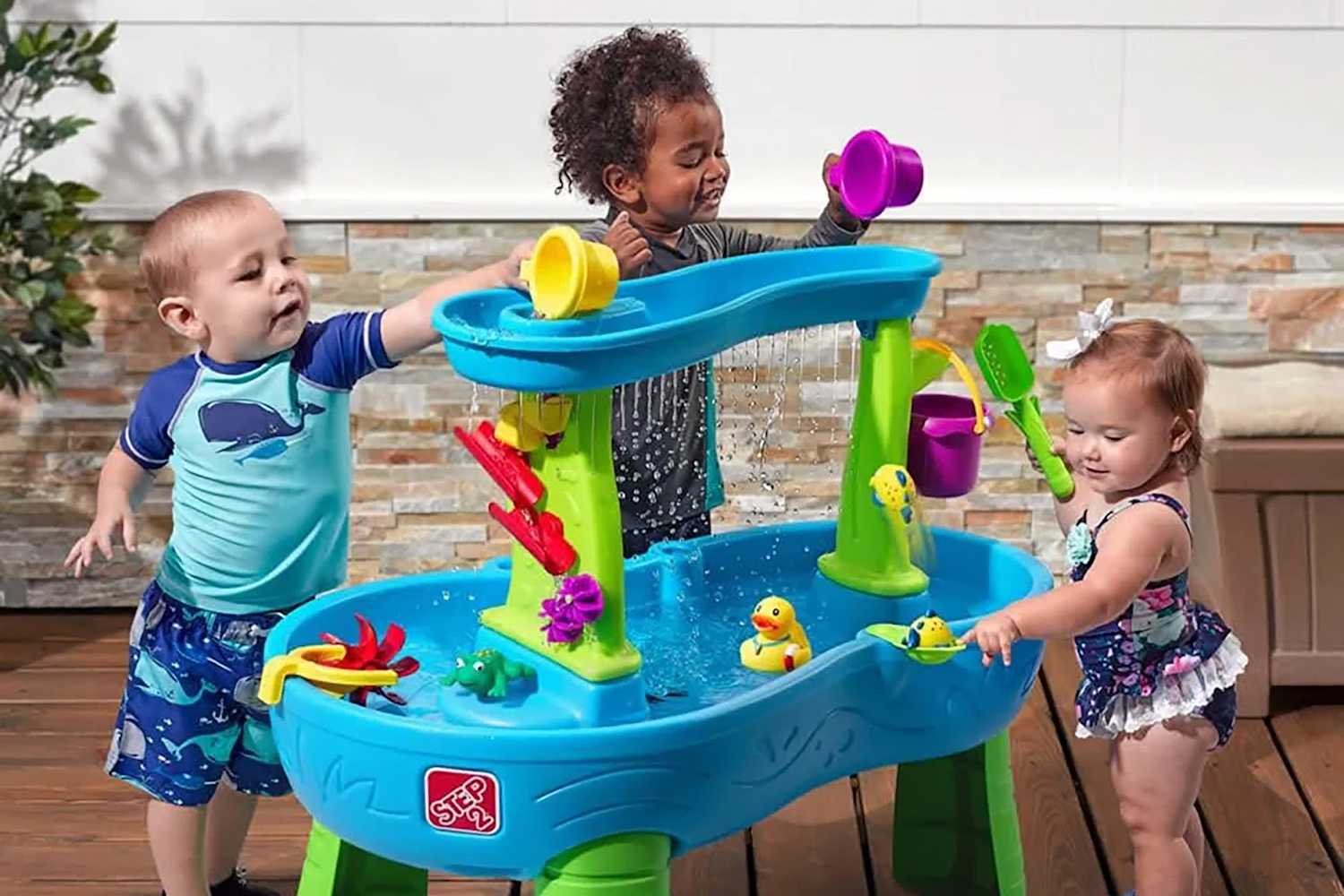 The 9 Best Water Tables, Per an Occupational Therapist | Cubby