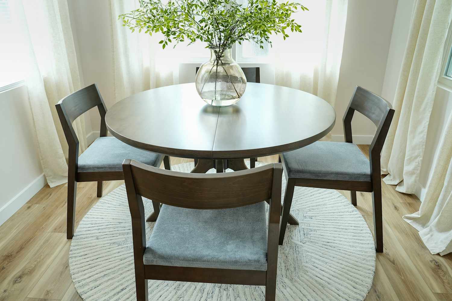 Why I Love Plank + Beam's Verso Solid Wood Dining Table | Apartment Therapy