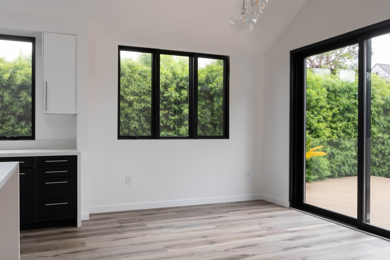 6 Tips for Designing a Stylish, Modern Dining Room | Apartment Therapy