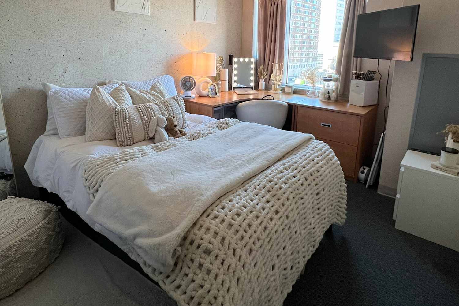 23 Dorm Decor Tips to Give Your Room an Instant Glow-Up | Dorm Therapy