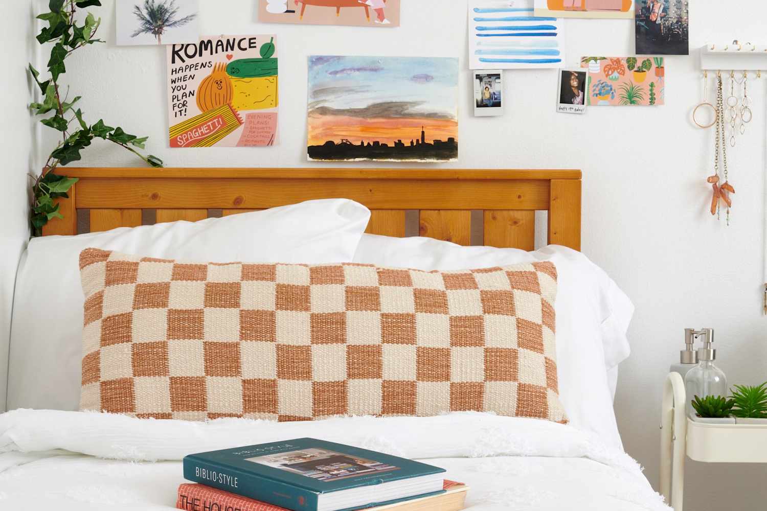 Bookmarks Are a Super Simple DIY for Your Next Craft Night | Dorm Therapy