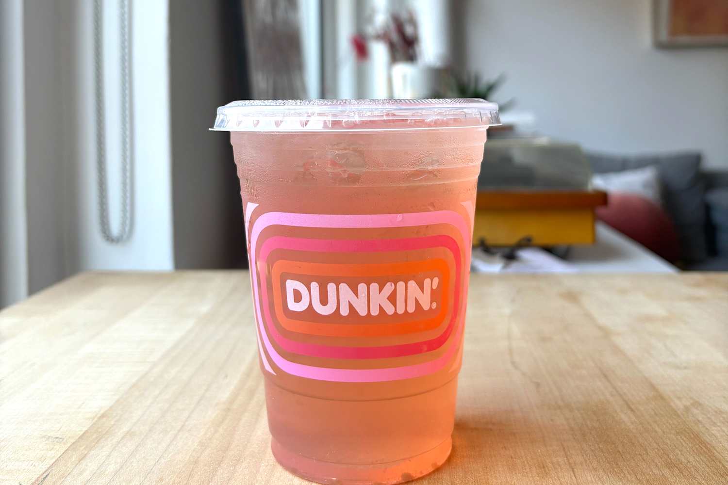 I Tried Dunkin’s New Pink Pineapple Refresher (Honest Review) | Dorm ...