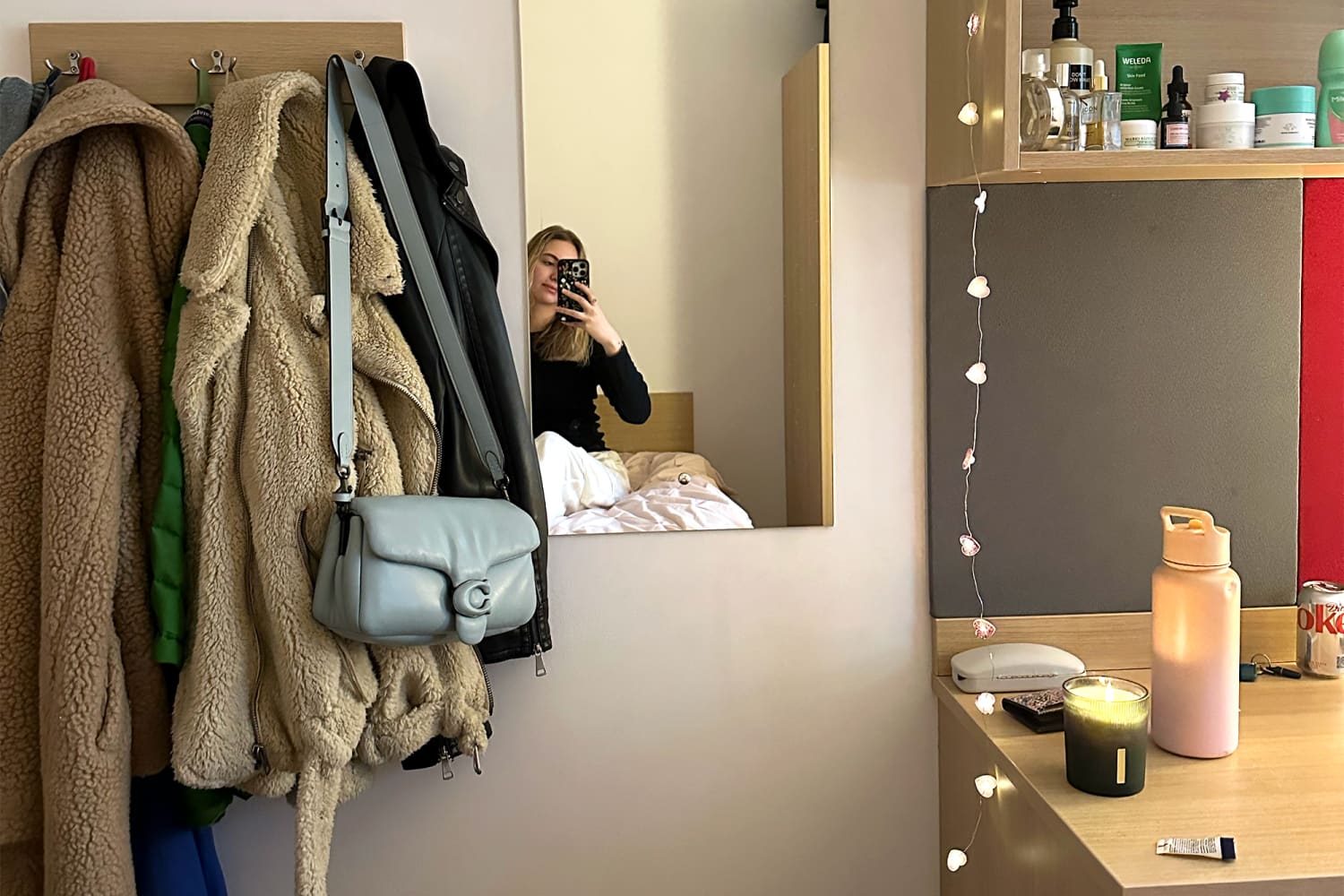 A Tiny London Flat is 32 Square Feet of Study Abroad Perfection | Dorm ...