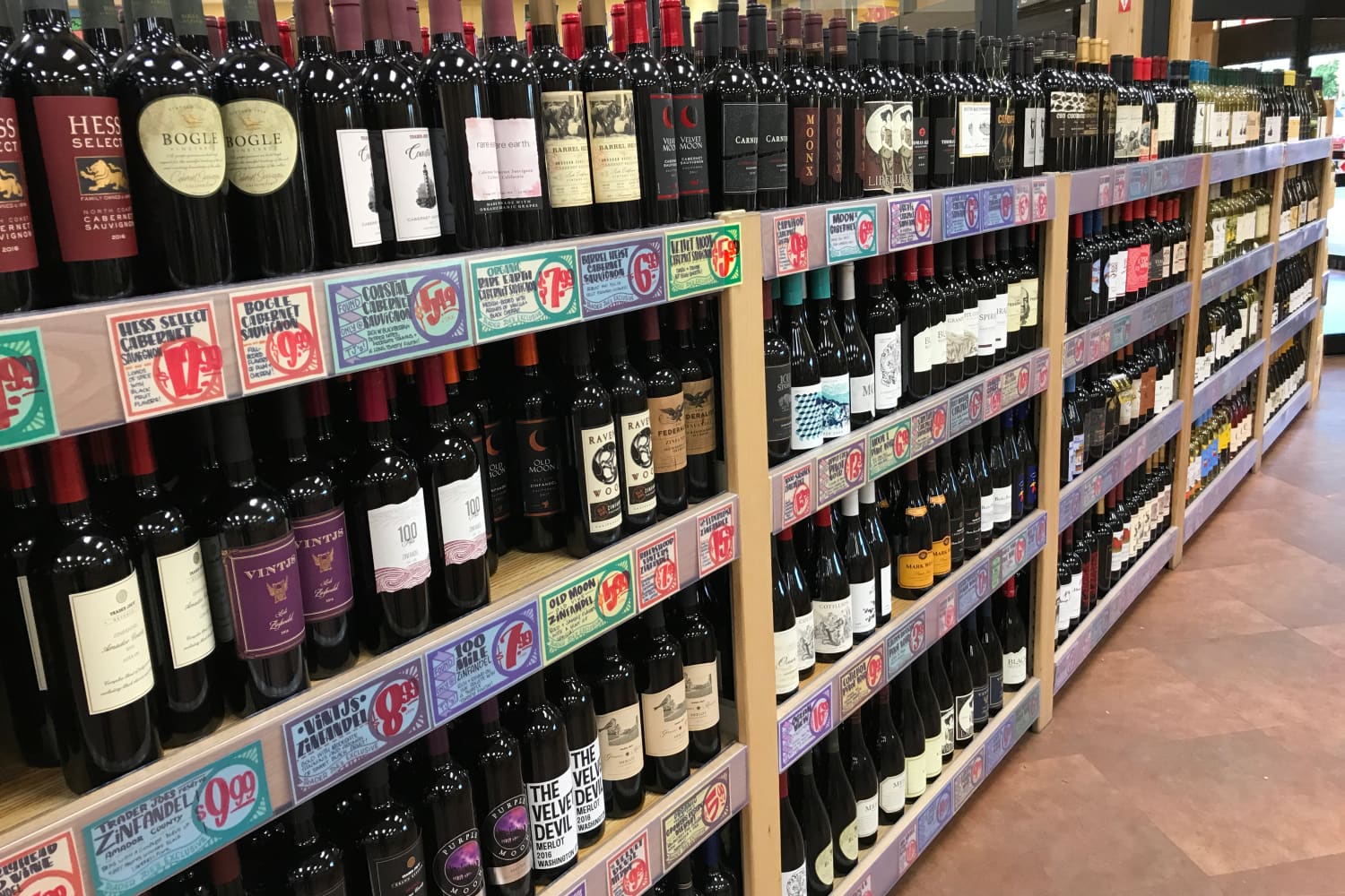 The Best New Wine at Trader Joe’s, According to Employees | The Kitchn