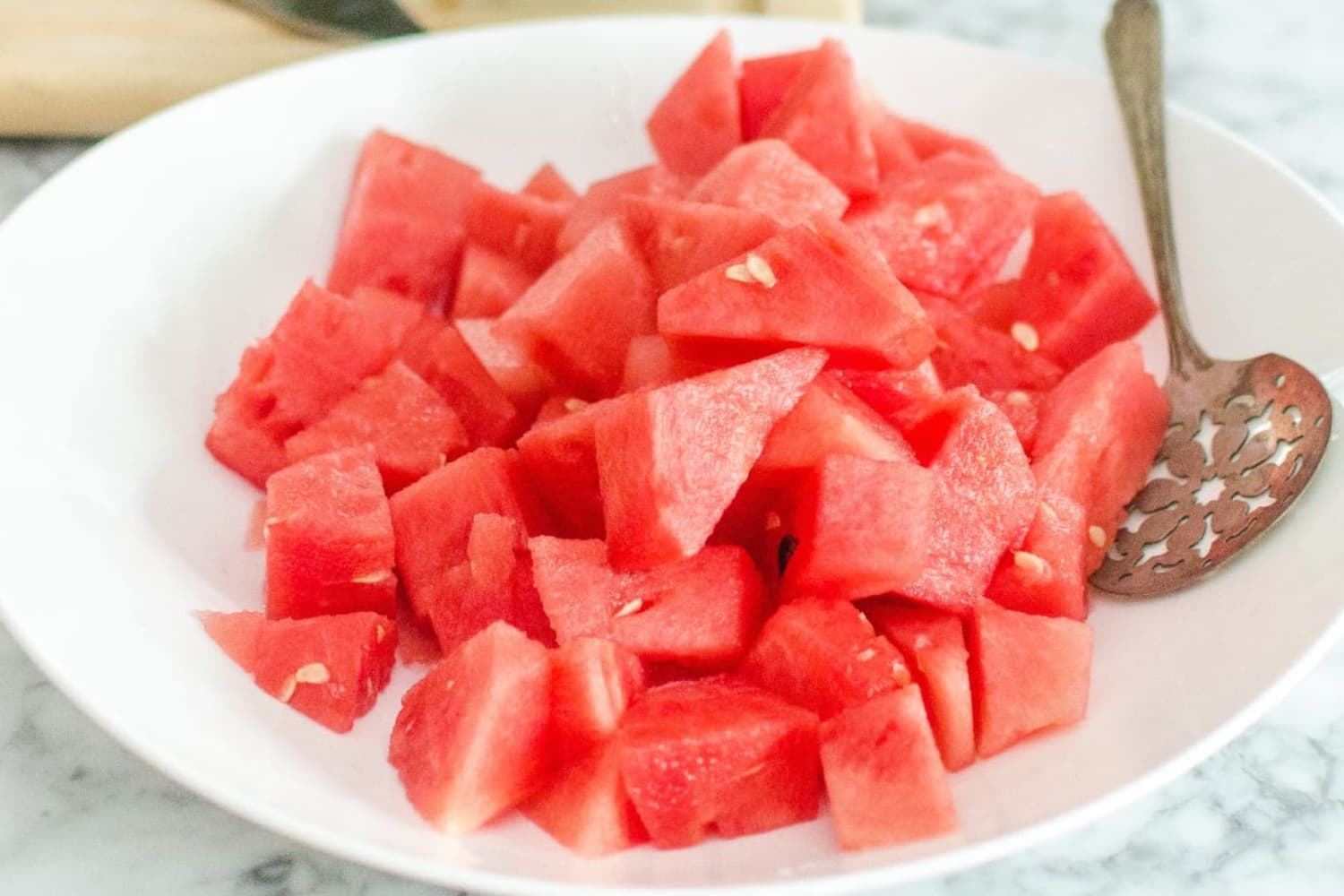 To Make Perfect Slices of Watermelon, Use This Common Household Item ...