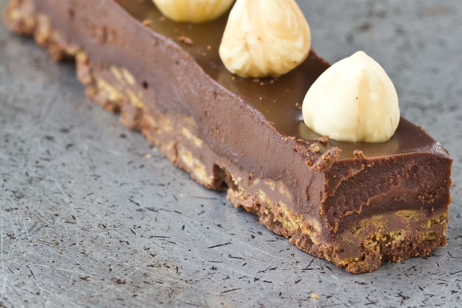 how to make hazelnut crunchy