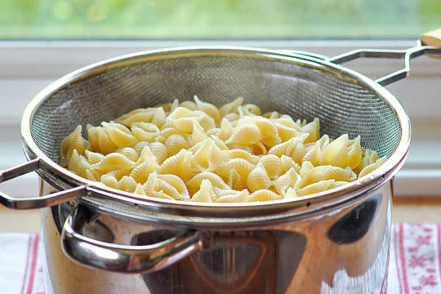 boiling pasta