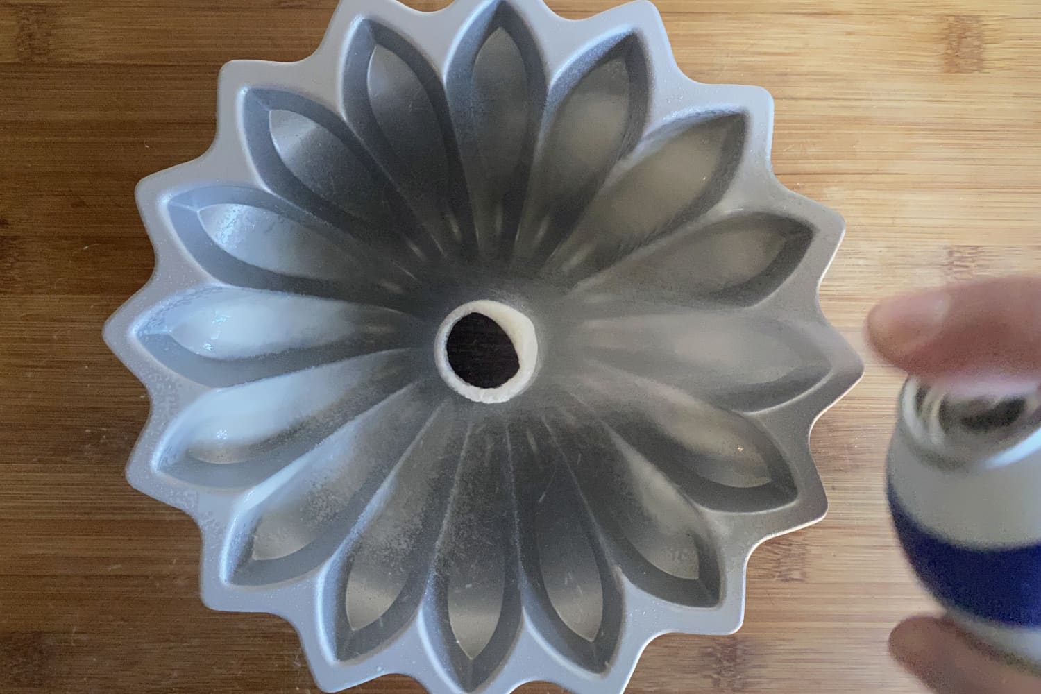 The Best Baking Spray for Home Bakers | The Kitchn