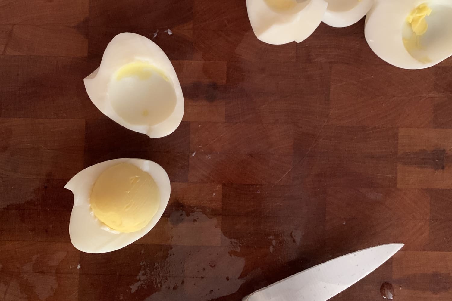 I Tried the Popular Hack for Cutting Hard Boiled Eggs and am Seriously ...