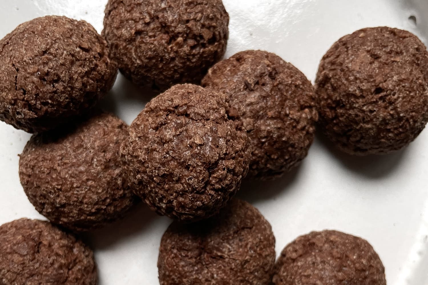 Chocolate Macaroons Recipe (Easy, Passover) | The Kitchn