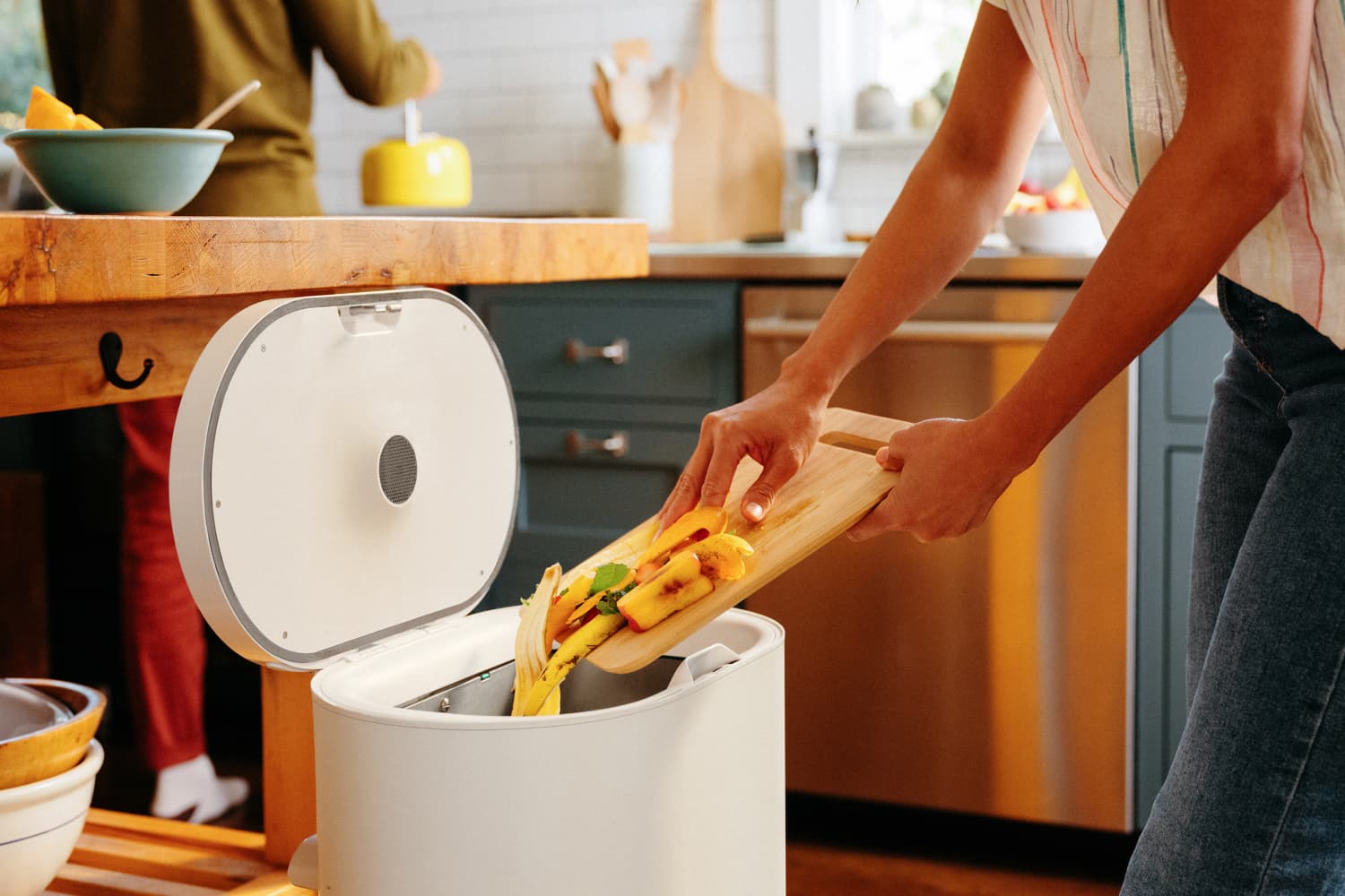 Mill Compost Kitchen Bin Review 2023 | The Kitchn