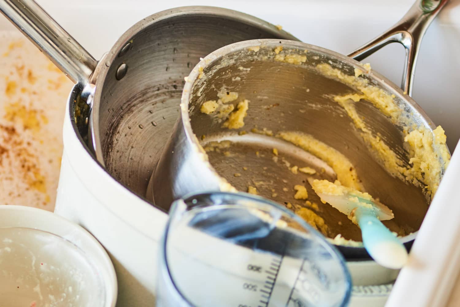 The Soap-Free Method I Swear By for Cleaning Burnt Pans | The Kitchn