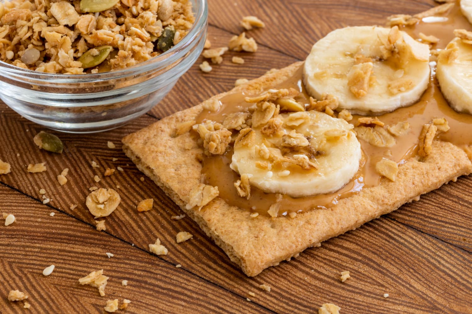 Graham Crackers Are the Best Work-From-Home Snack. No Questions. Full ...