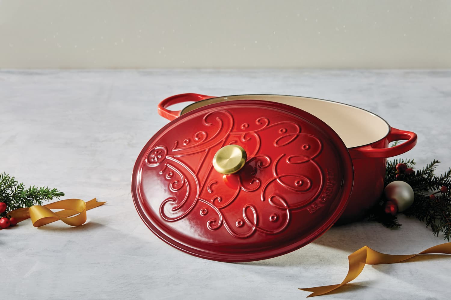 Le Creuset 2020 Holiday Collection | Apartment Therapy Le Creuset 2020 Holiday Collection | Apartment Therapy