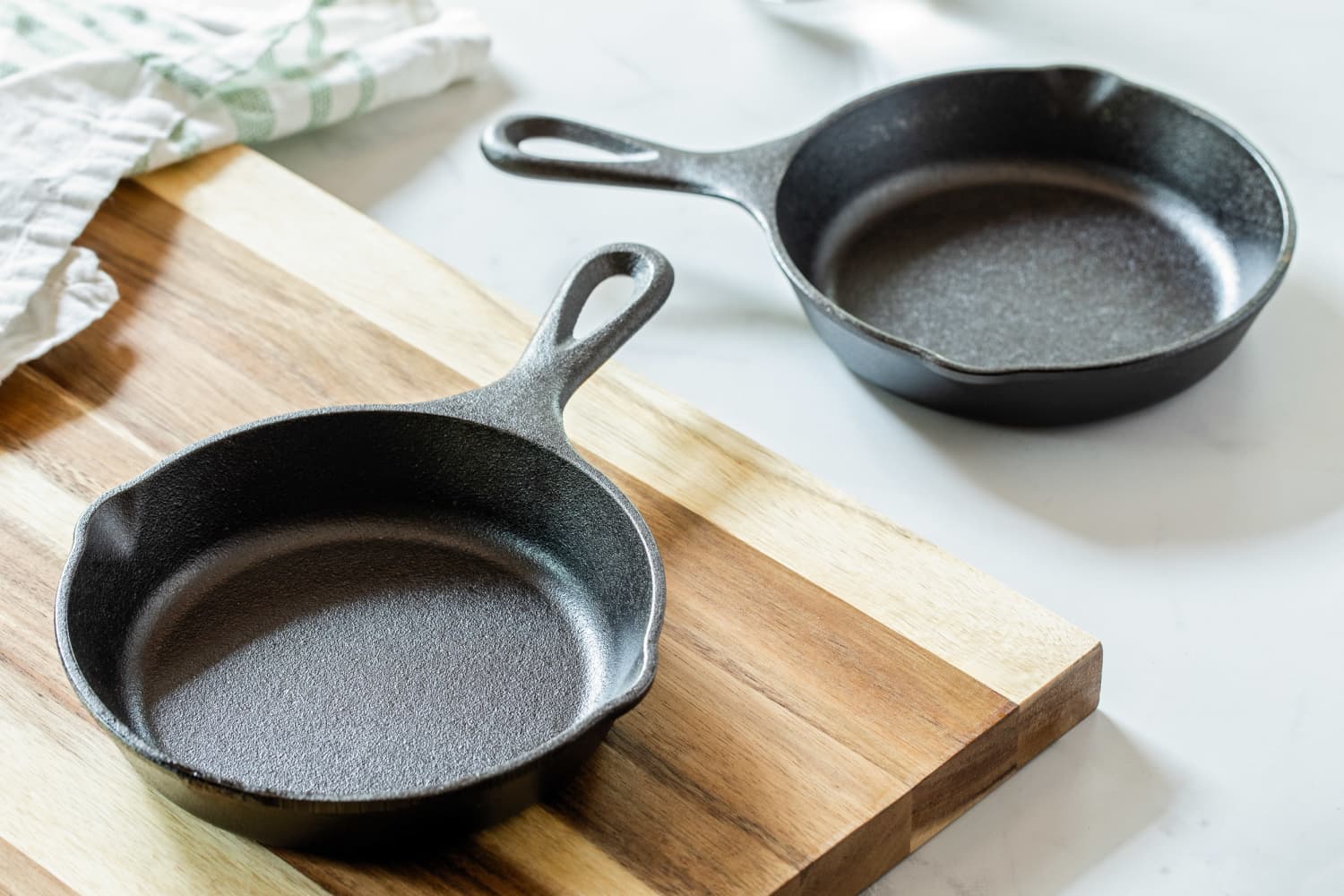 The $12 OXO Find That'll Keep Your Cast Iron Pan Looking Brand New ...