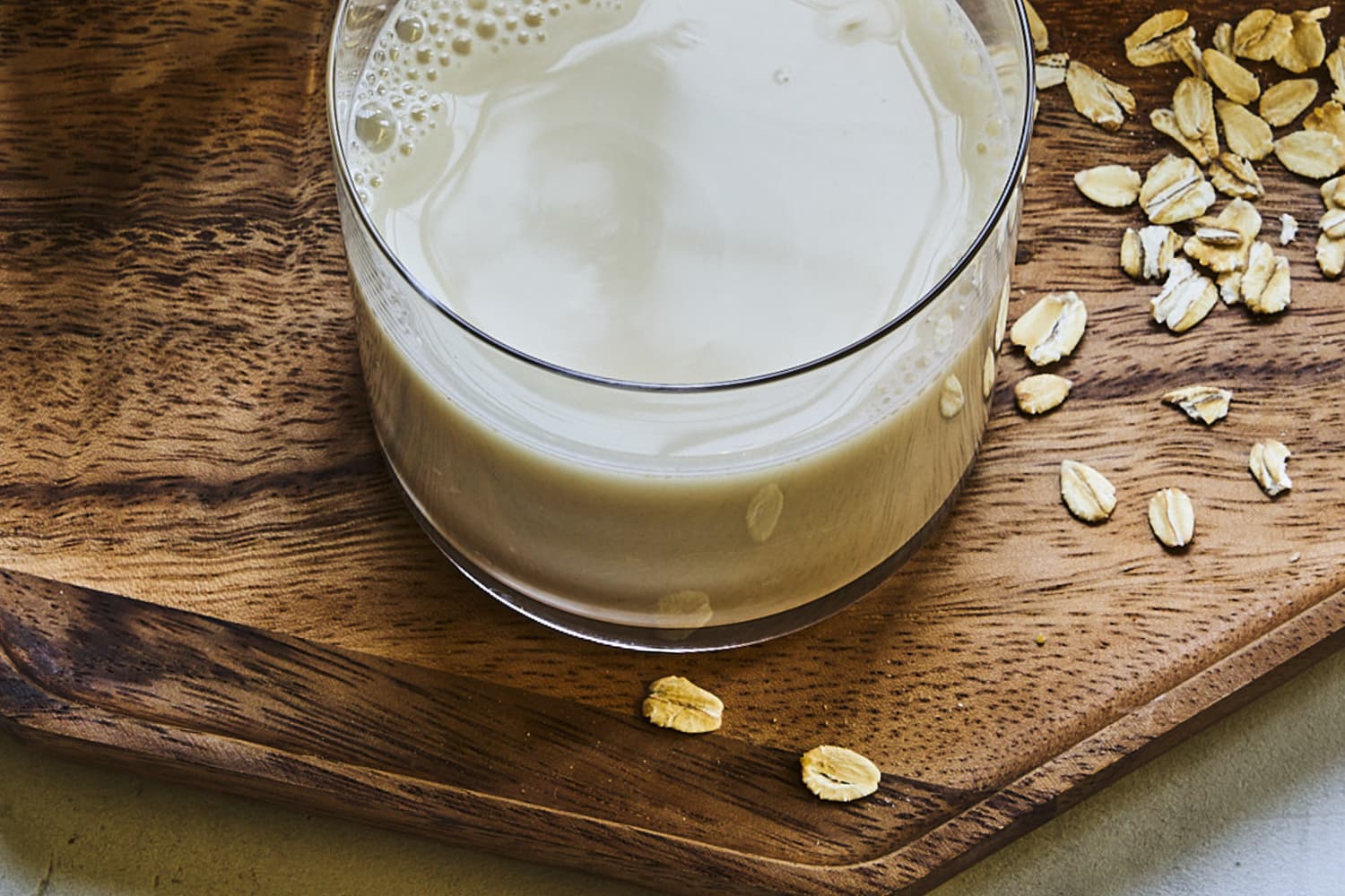 Oat Milk Recipe (Easy 5-Minute Homemade Method) | The Kitchn
