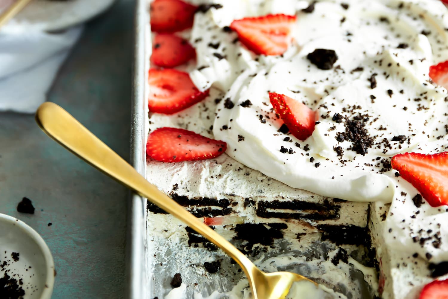 Strawberry Oreo Icebox Cake | The Kitchn