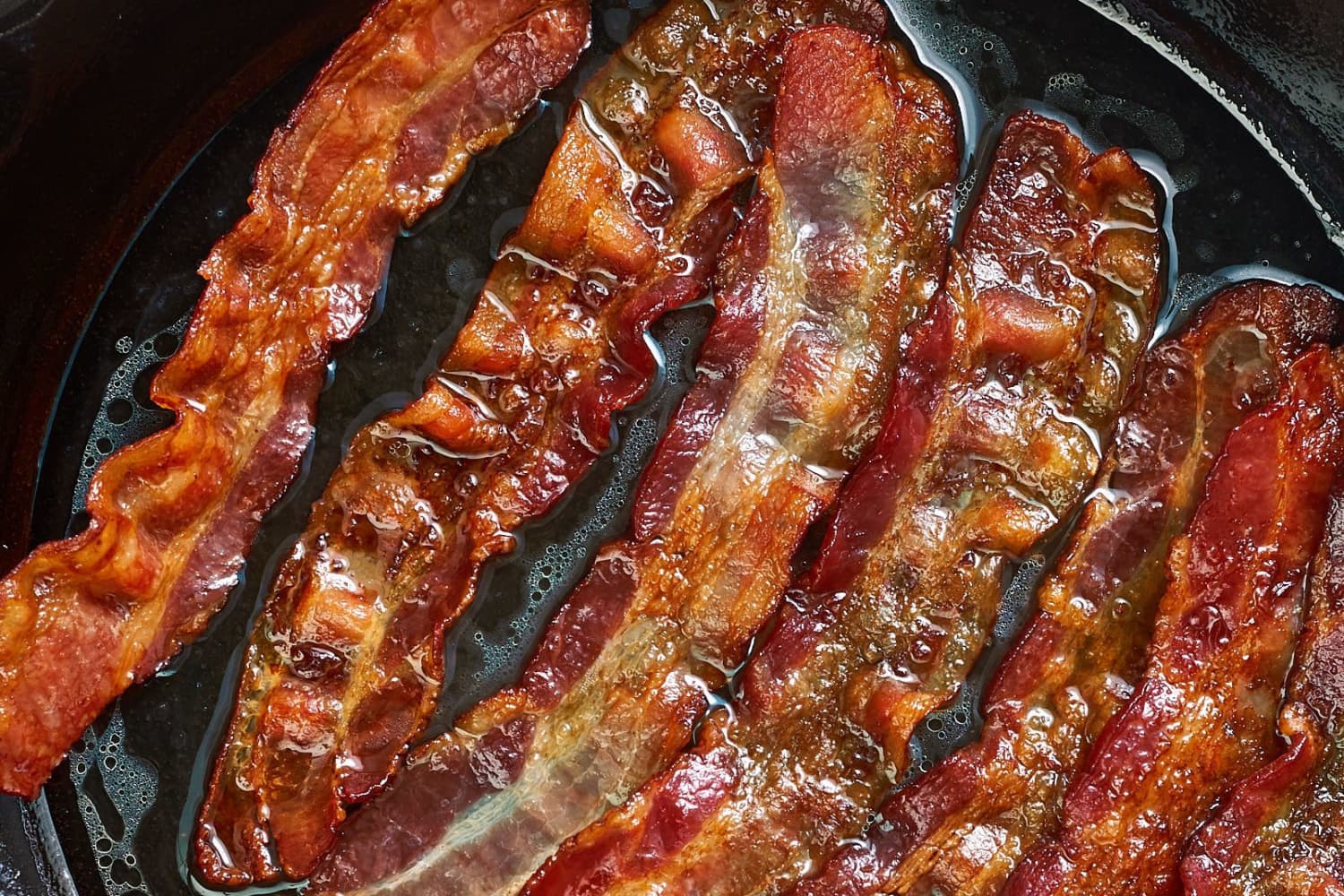 This Bacon Cutting Trick Is Brilliant, It'll Change How You Cook Bacon ...