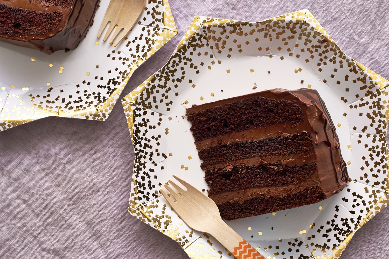 This Clever Parchment Paper Hack Keeps Your Cake from Drying Out | The ...