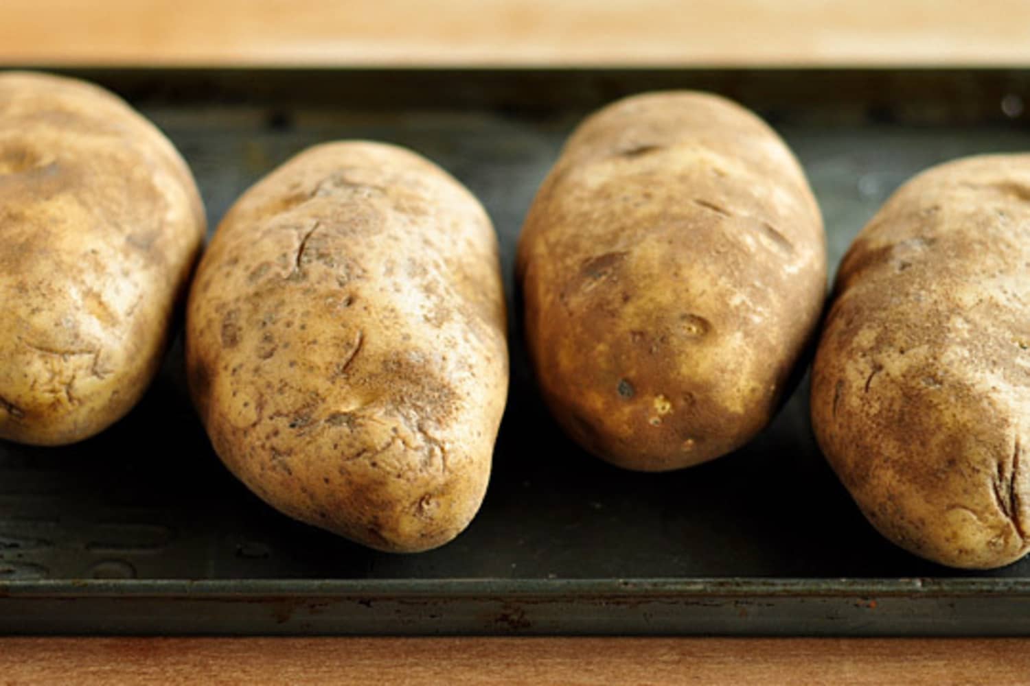 This Nightmare Potato Is a Good Reminder That Plants Are Pretty ...