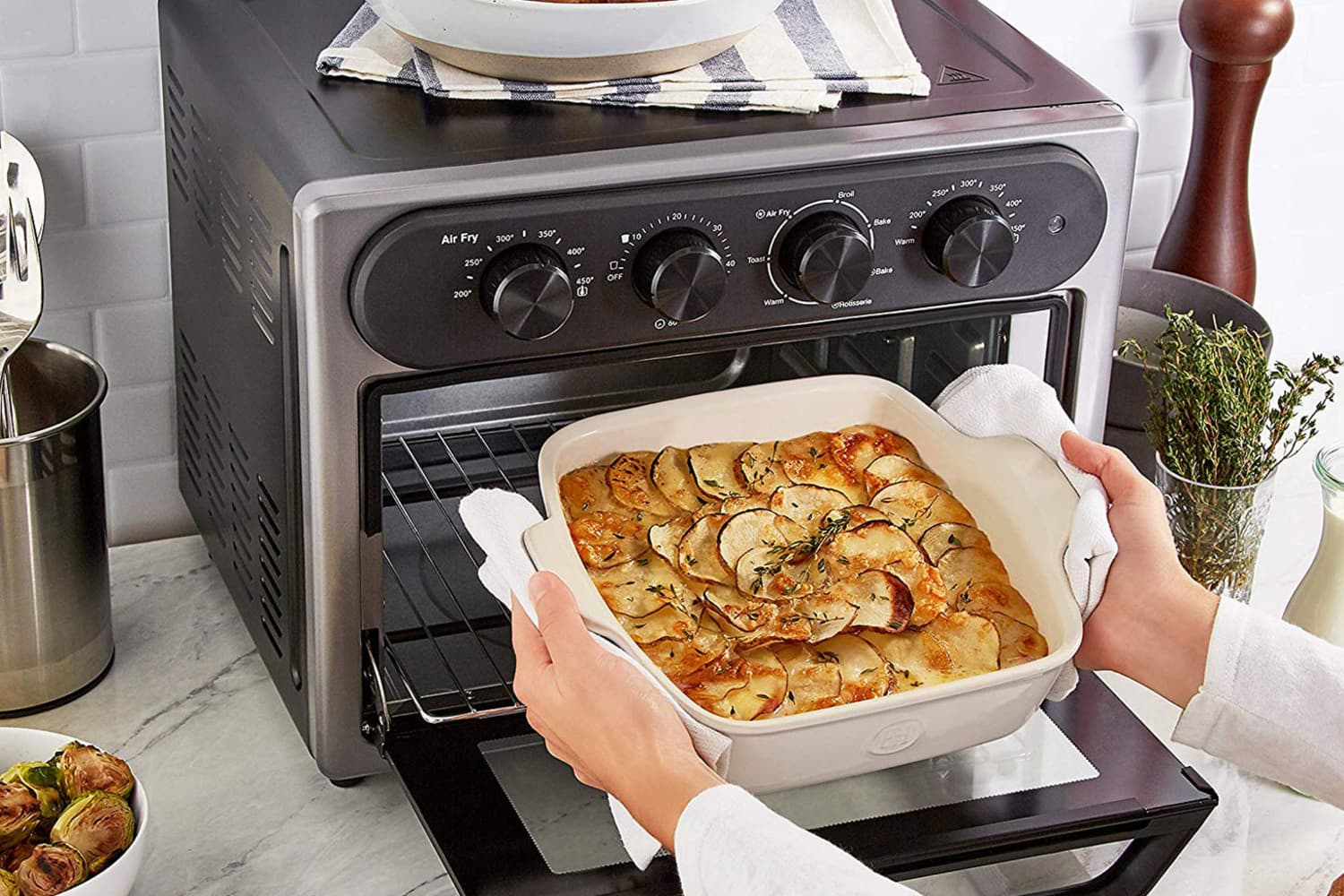 Dash Air Fry Oven Sale on Amazon | Apartment Therapy