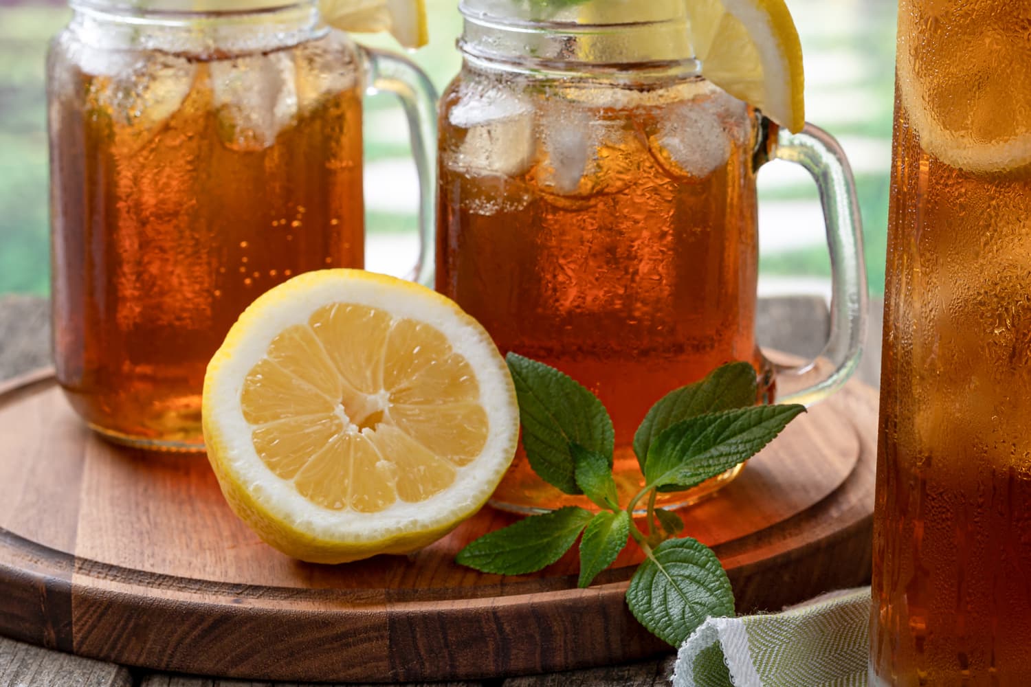 8 Best Iced Tea Makers 2023: Mr. Coffee, Takeya, Nostalgia | The Kitchn