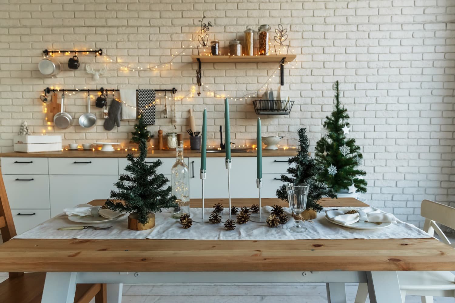5 Ideas for Holiday-Neutral Winter Decor That’s Festive, Cozy, and Fun ...