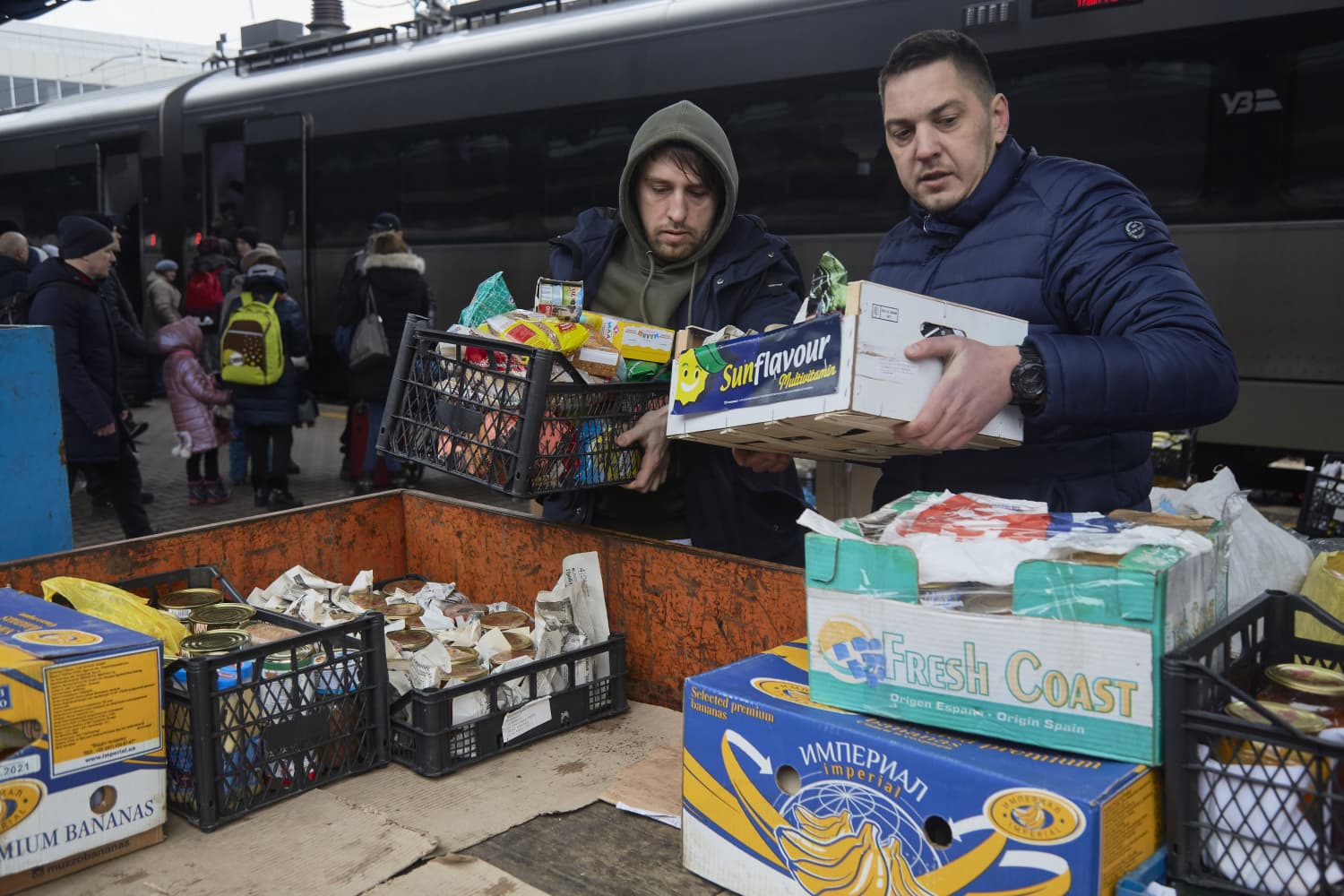 How You Can Help the People of Ukraine Right Now | The Kitchn