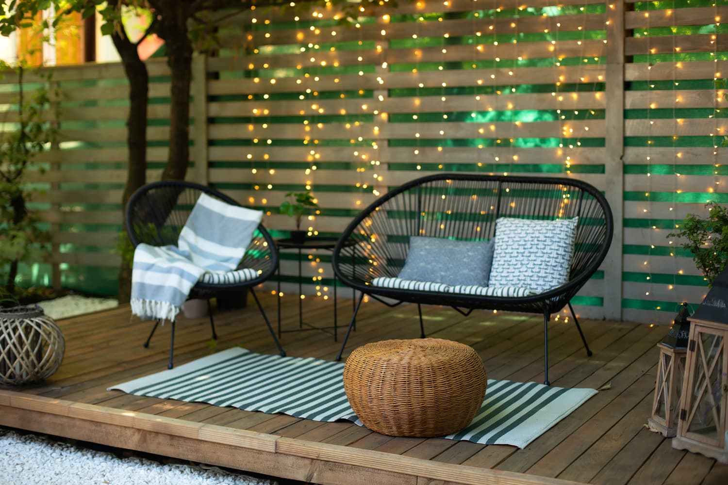 3 Dos & Don'ts of Outdoor Staging to Make Your Home Sell | Apartment ...