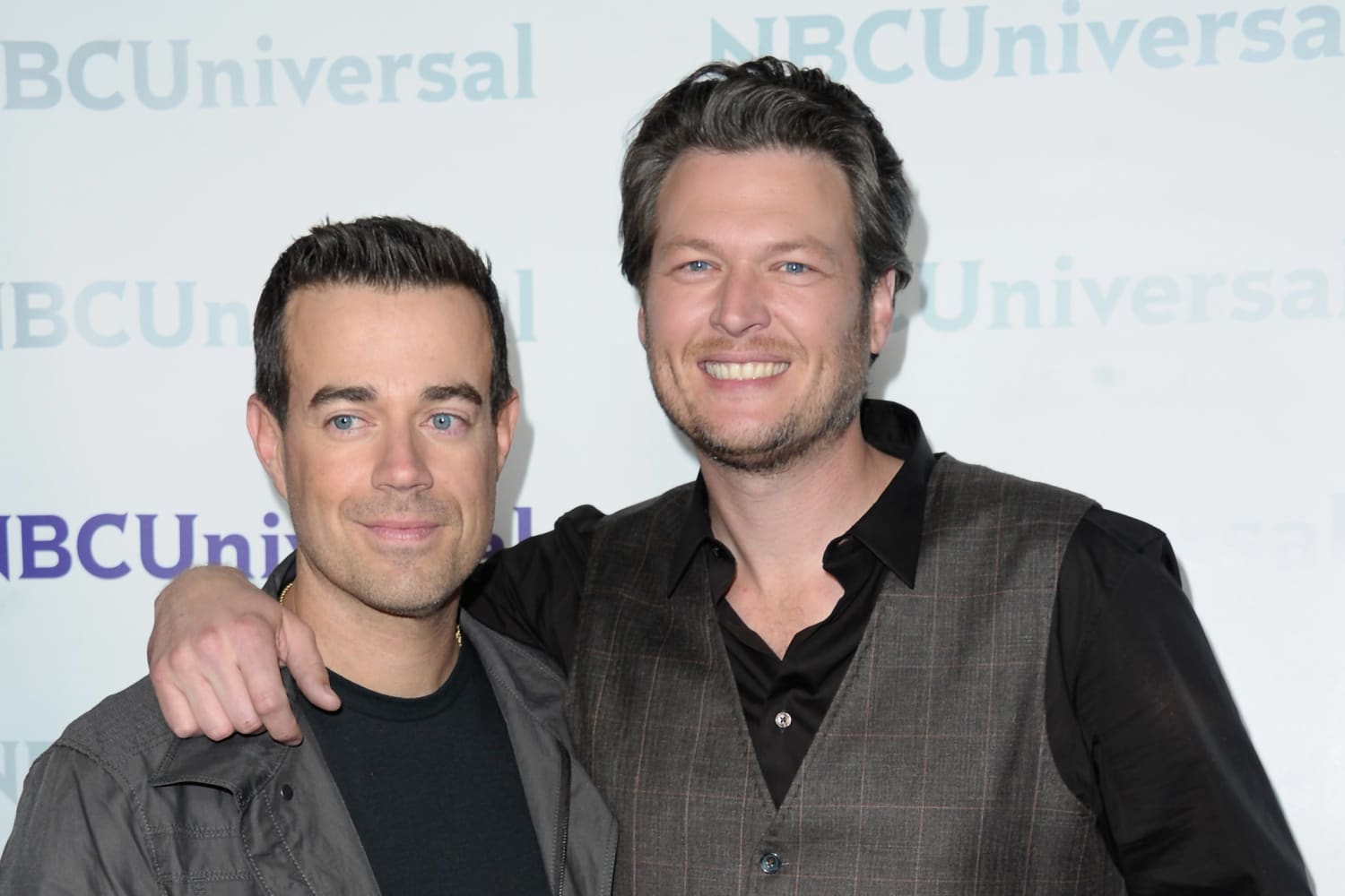 Blake Shelton & Carson Daly Have a New Bar-Themed Competition Show ...