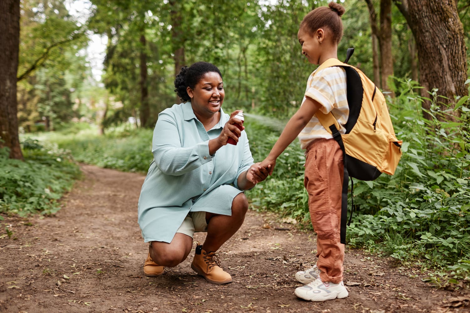 Is Bug Spray Safe For Kids And Toddlers Pediatric Health Experts Weigh